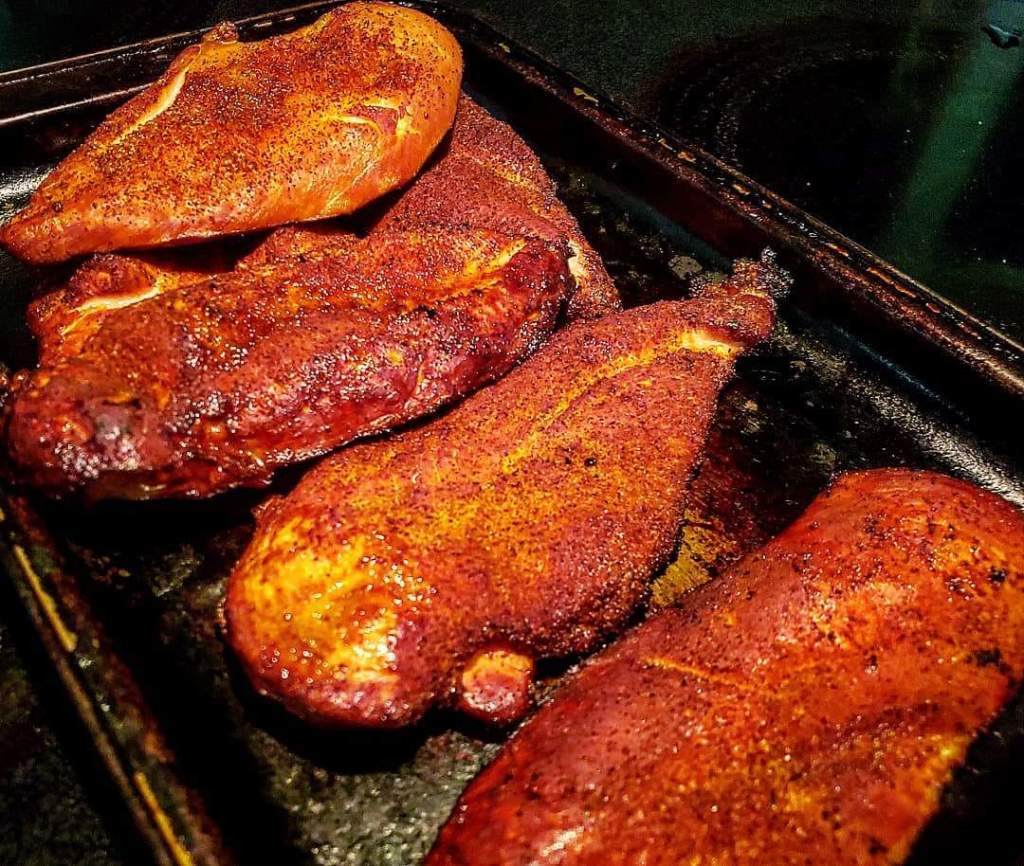 Hot and Fast Smoked Caribeque Chicken Sandwich – Grizzly BBQ